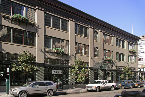 Commuter Building - Rafn